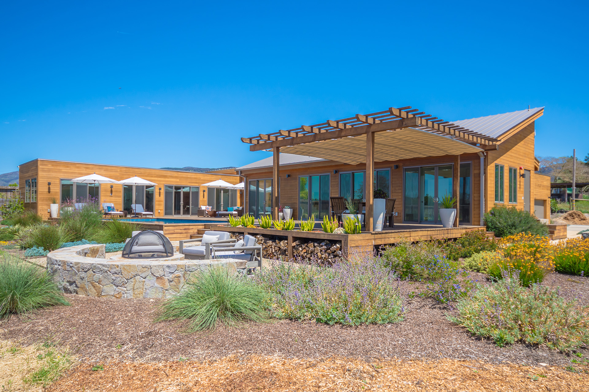 Blu Homes Brings Modern Living to Prefab - ShadeFX