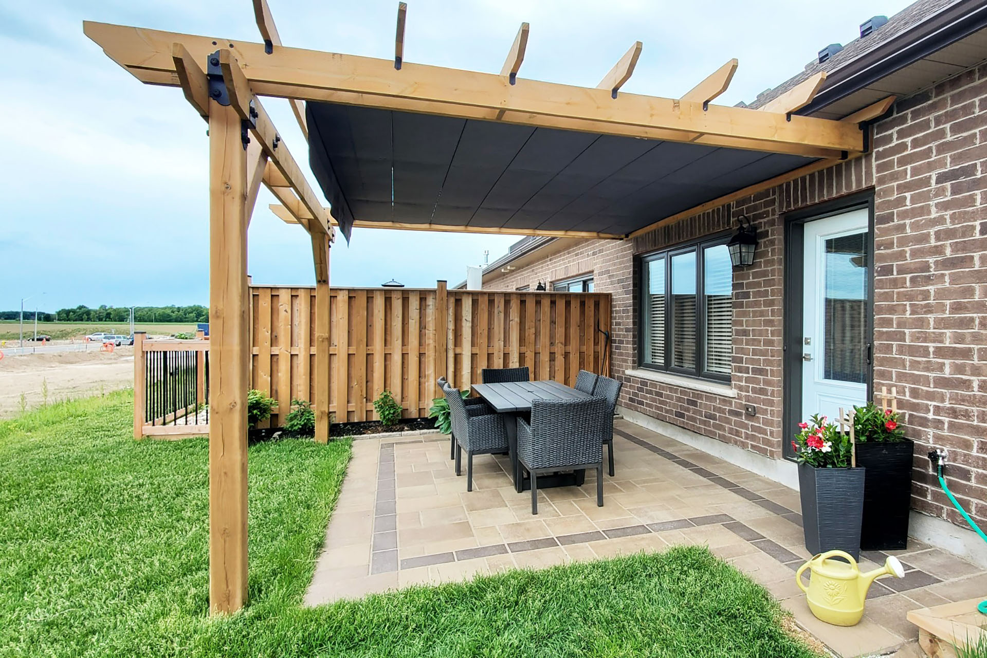 retractable-canopy-kitchener-5 - ShadeFX